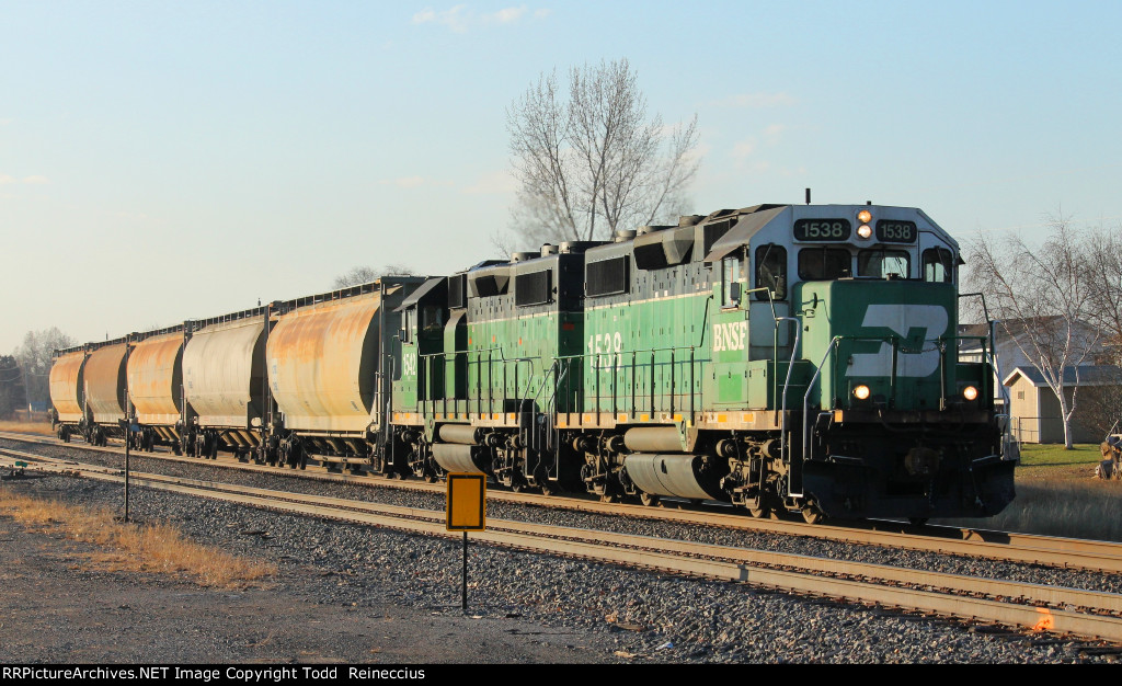 BNSF 1538